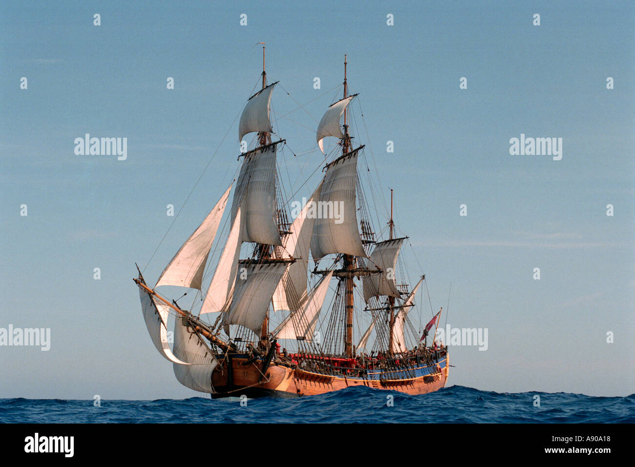 Captain cook ship hi-res stock photography and images - Alamy