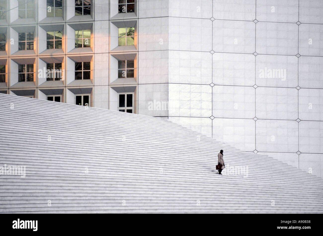 Long line steps Grand Arch concourse businessman late going home from ...