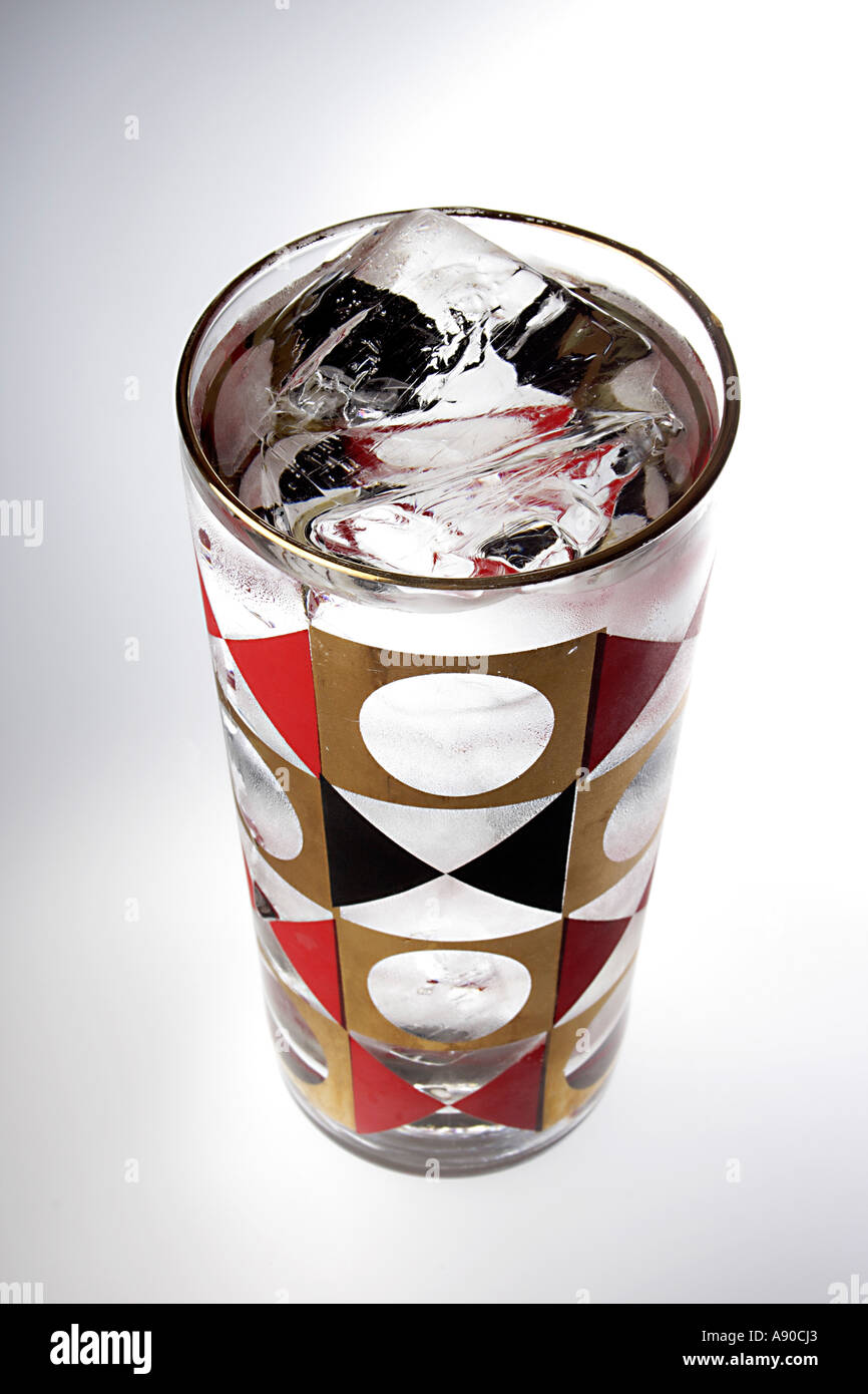 VDA78111 Pure drinking cold water with ice in glass with design Stock ...