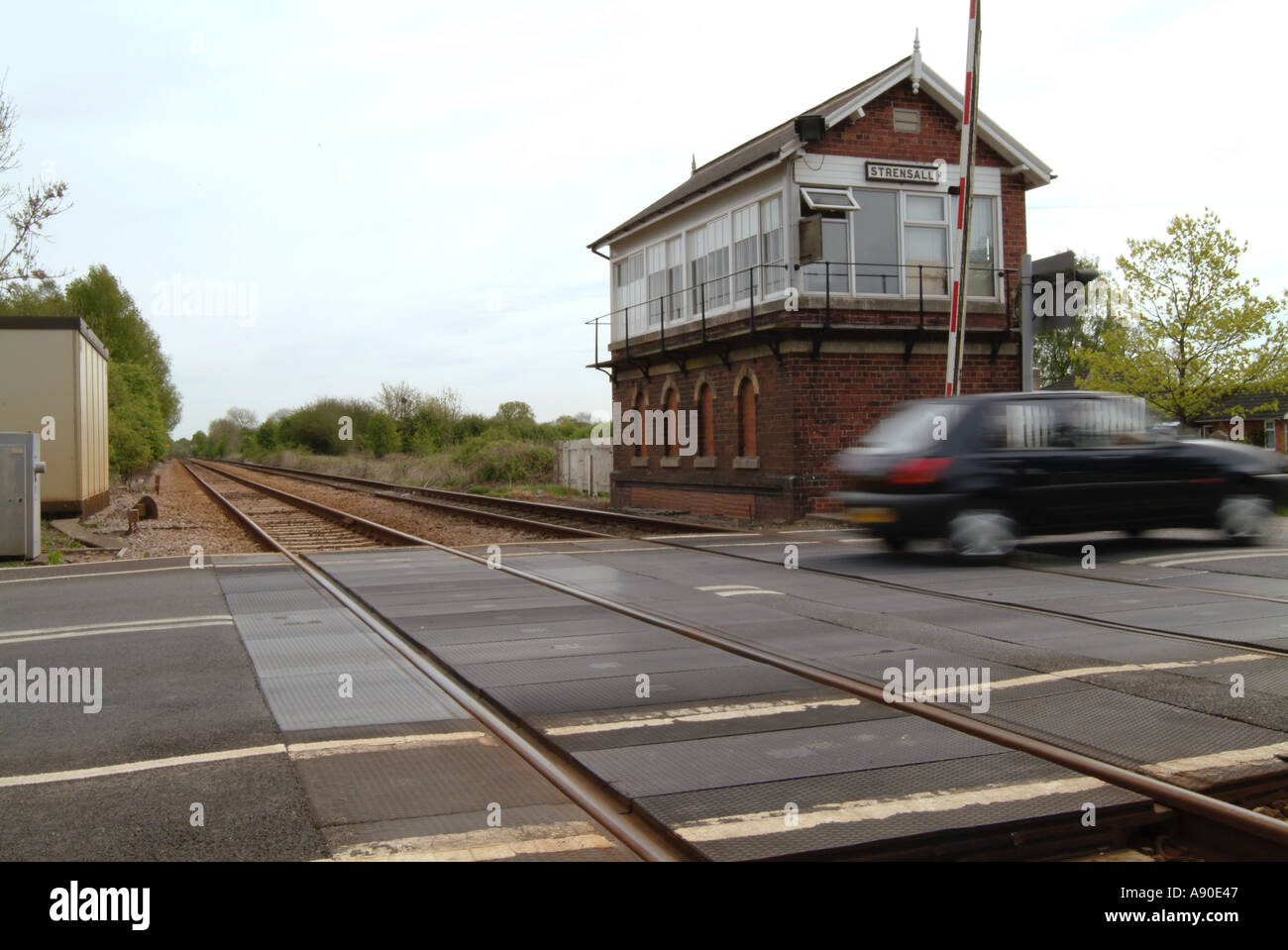 Levelcrossings hi-res stock photography and images - Alamy