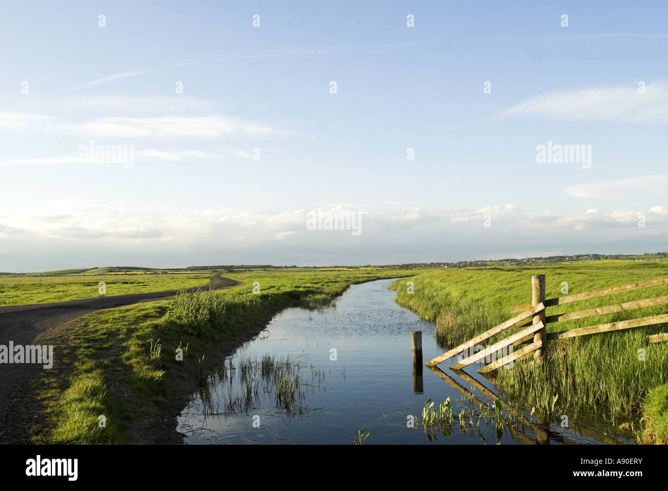 Kent ditch hi-res stock photography and images - Alamy