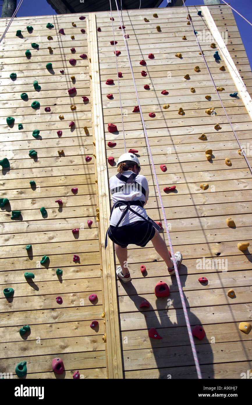 Students mountain climbing hi-res stock photography and images - Alamy