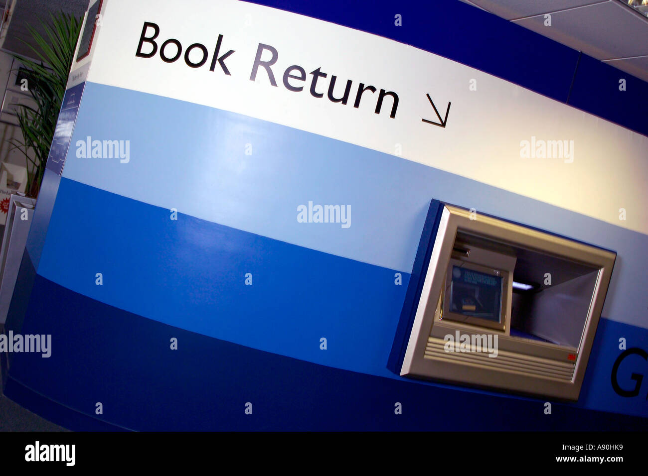 Library book return hi-res stock photography and images - Alamy