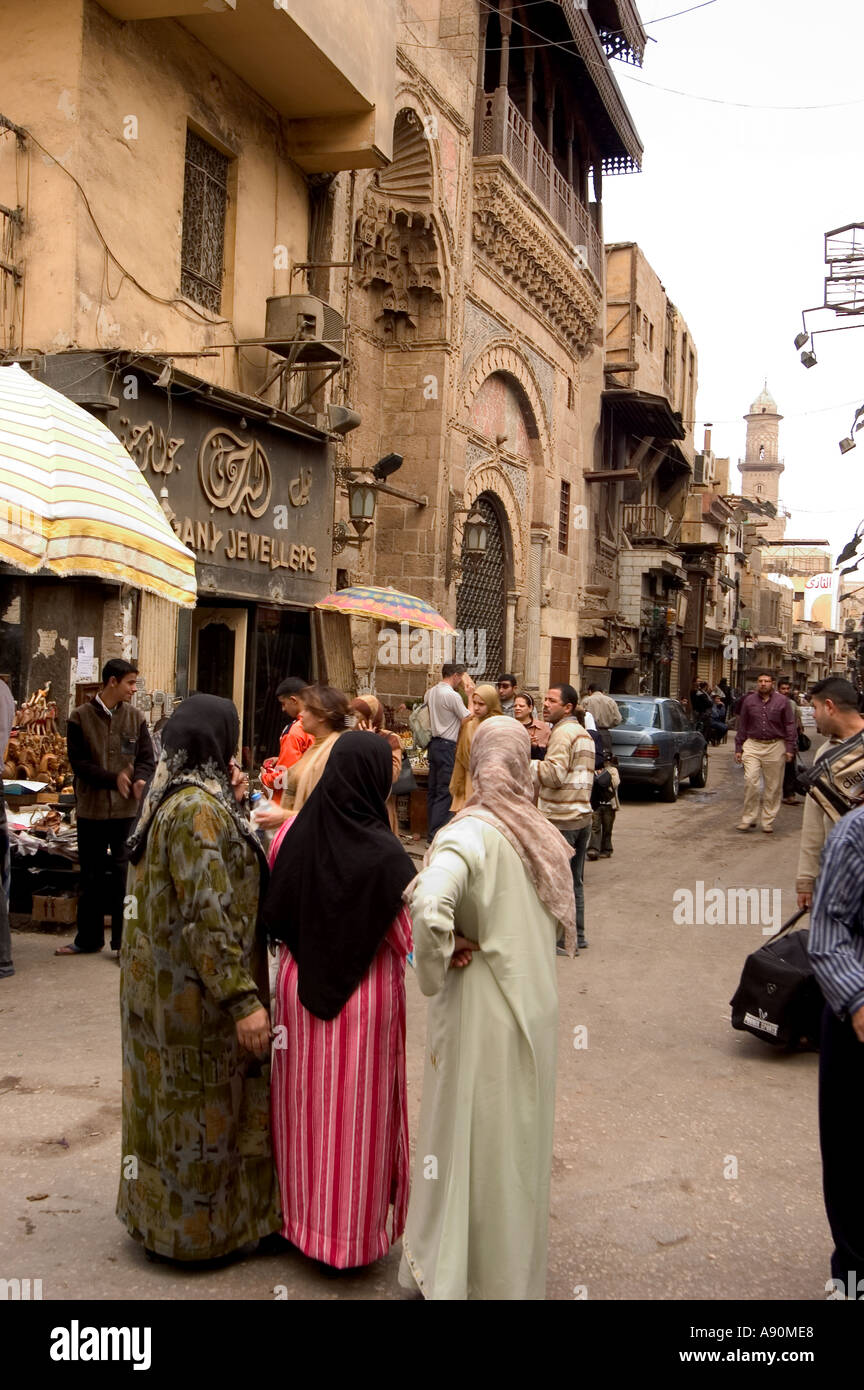 Cairo street scene crowd hi-res stock photography and images - Alamy