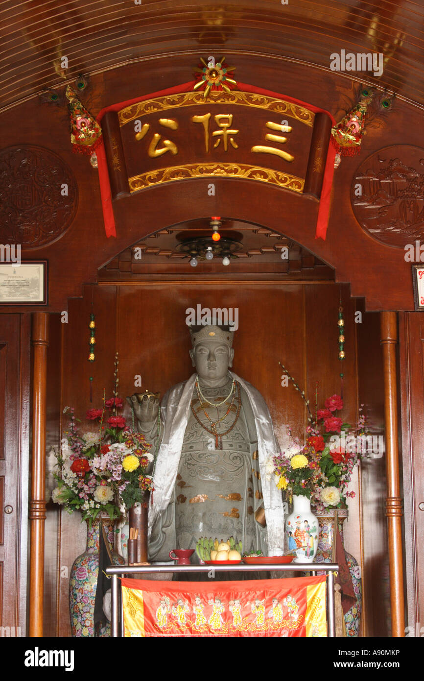shrine dedicated to Admiral Cheng Ho at Sam Poh temple, Batu Maung ...