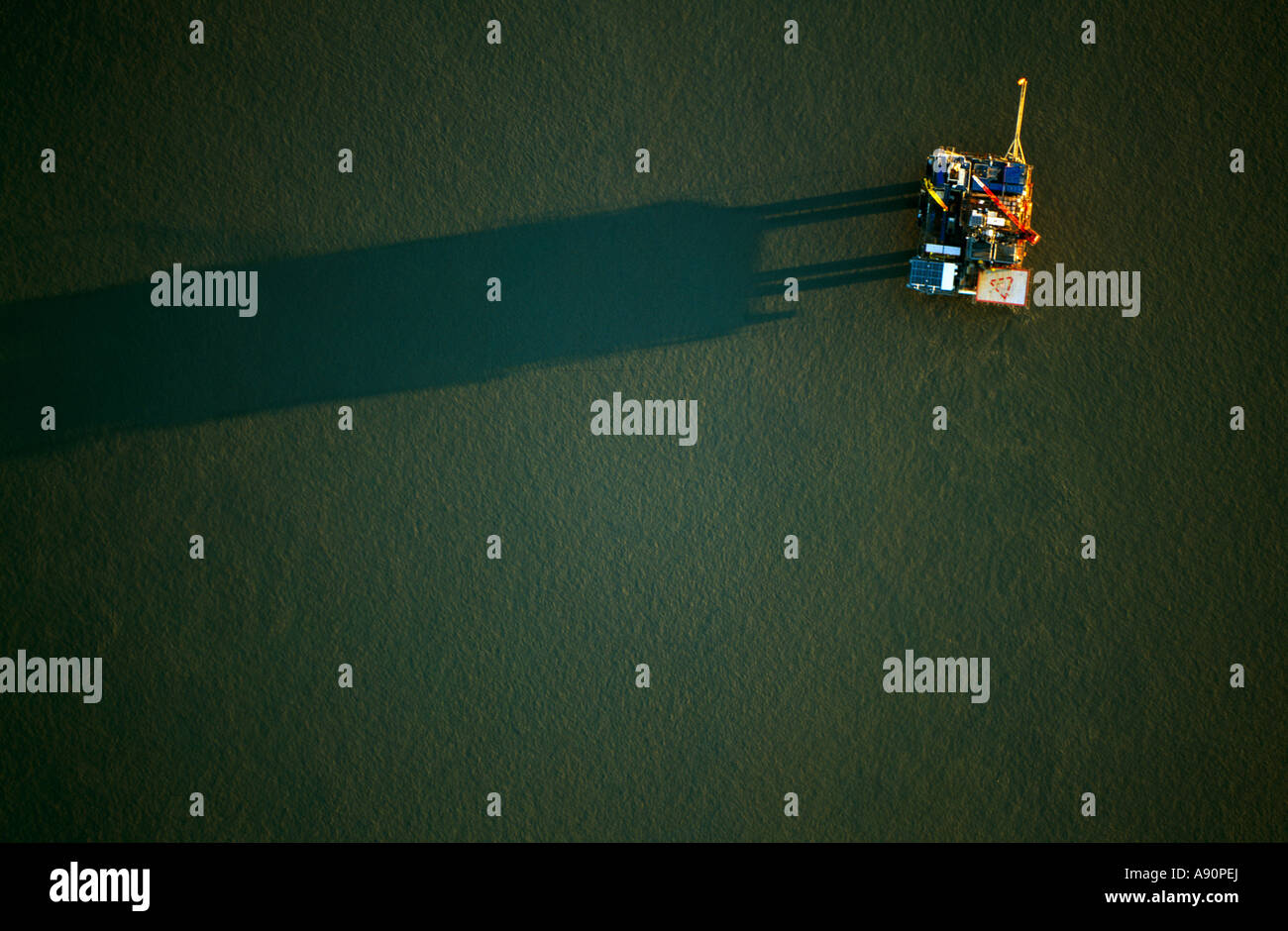 Cook inlet oil rig hi-res stock photography and images - Alamy