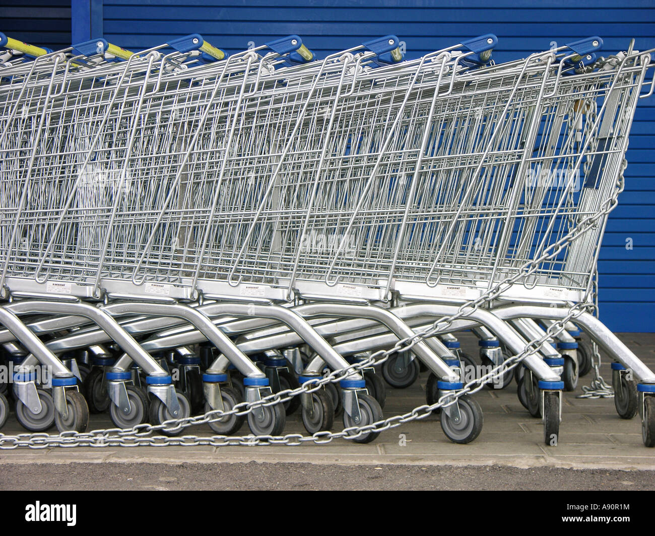 Super Market Trolleys Stock Photo - Alamy
