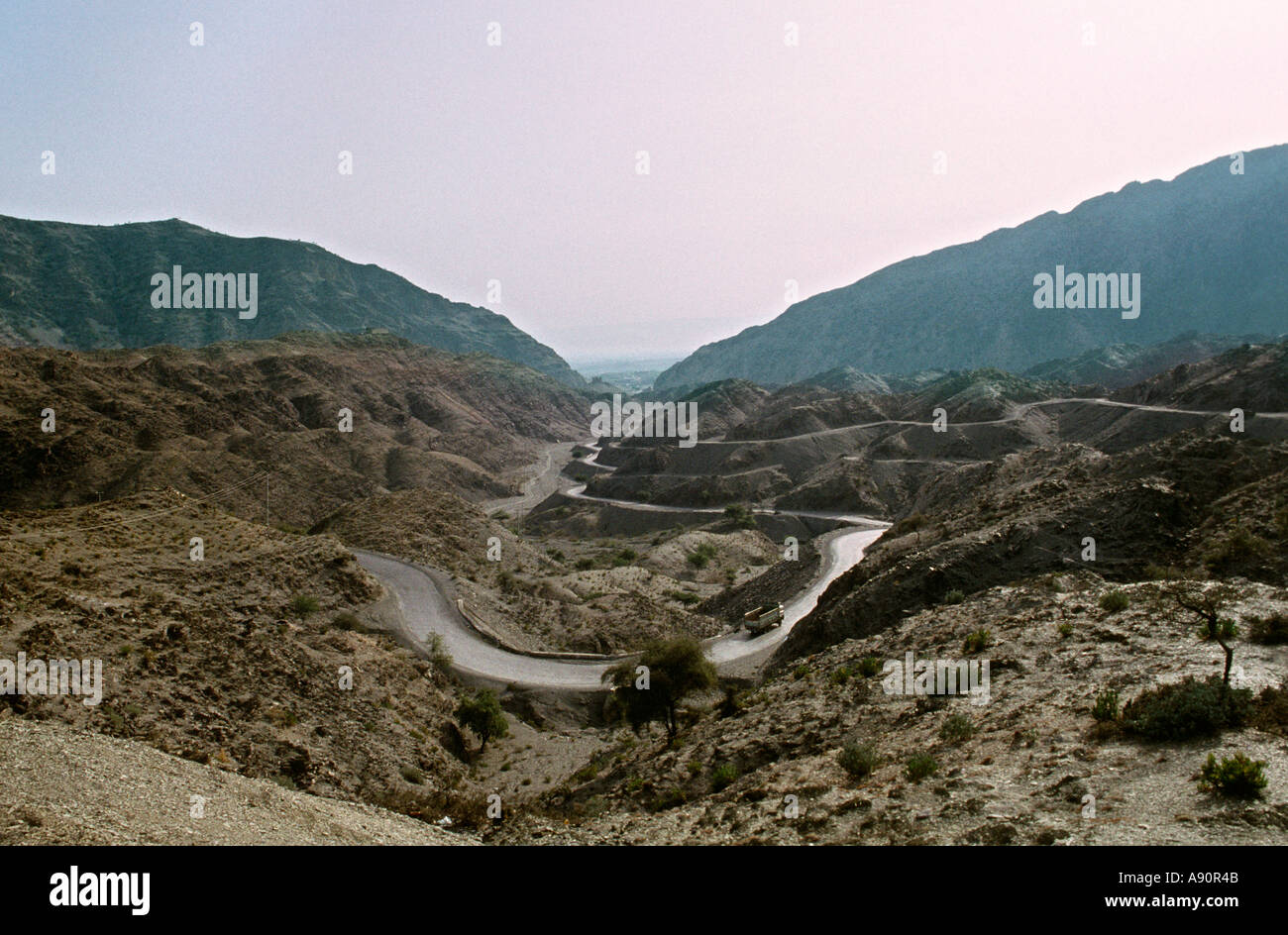 Khyber pass hi-res stock photography and images - Alamy