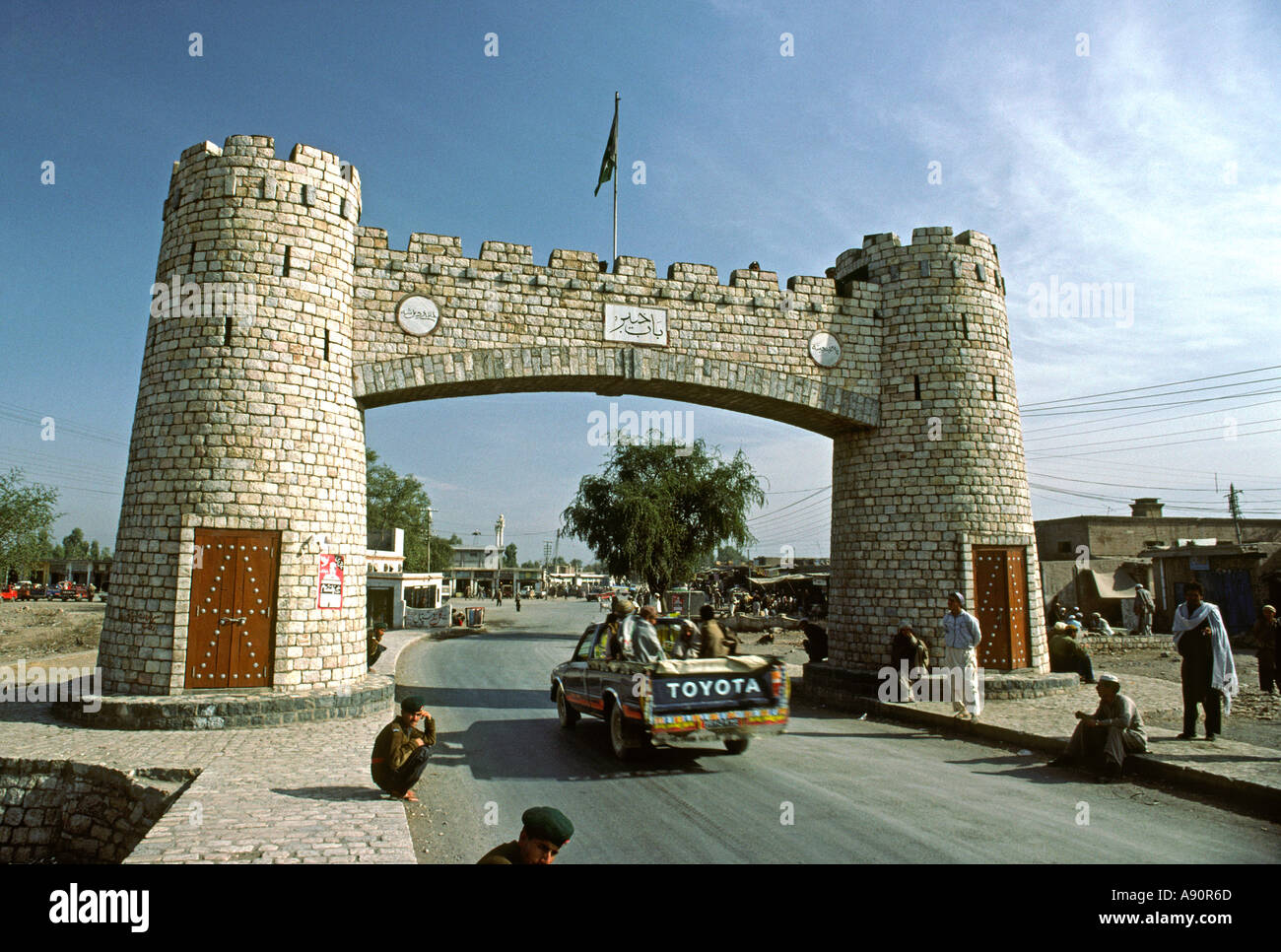 Khyber Pass Border Stock Photos & Khyber Pass Border Stock Images - Alamy