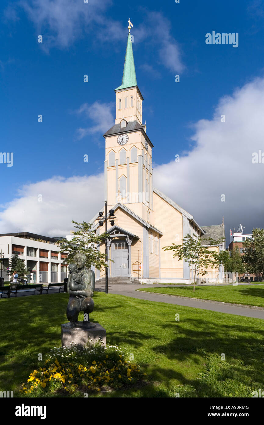 Tromso Lutheran Cathedral (the world's northernmost protestant ...