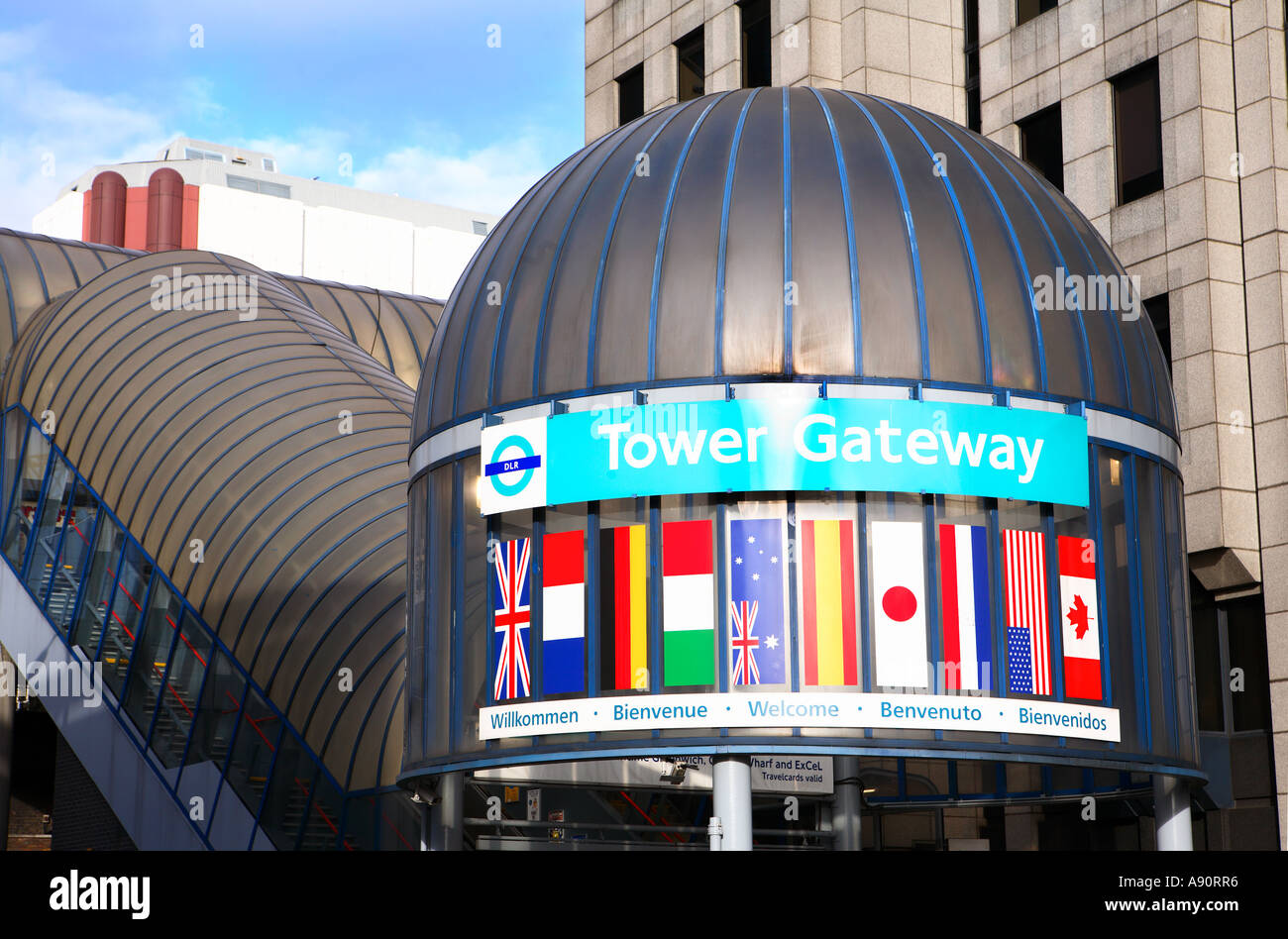 GB LONDON TOWER GATEWAY DOCKLANDS LIGHT RAILWAY STATION Stock Photo - Alamy