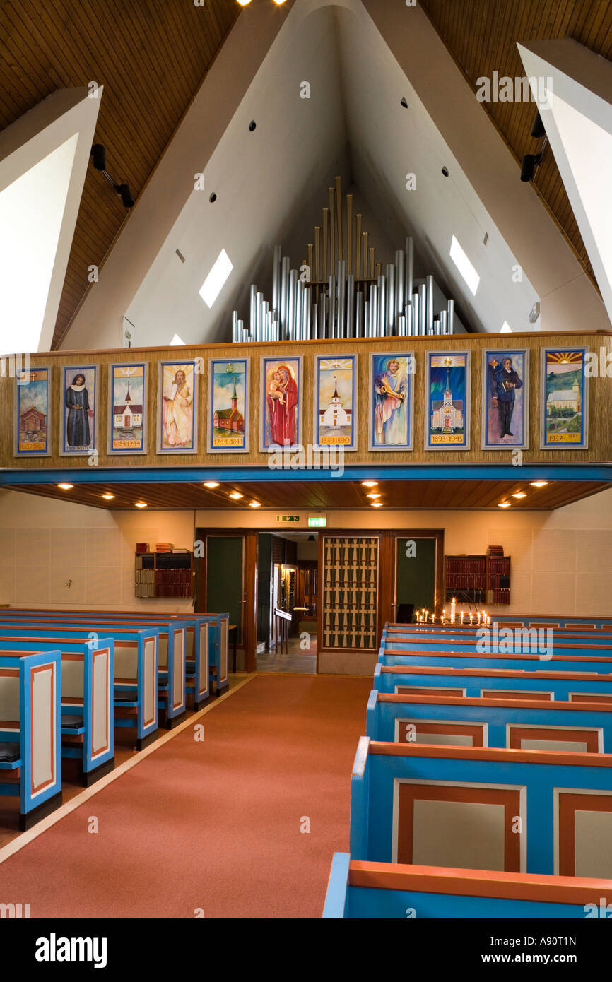 Protestant church interior hi-res stock photography and images - Alamy