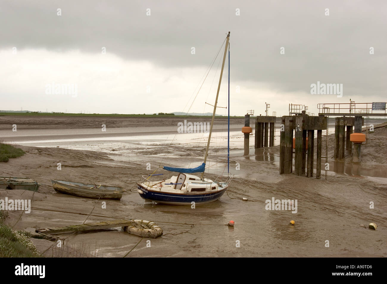 Combwich hi-res stock photography and images - Alamy