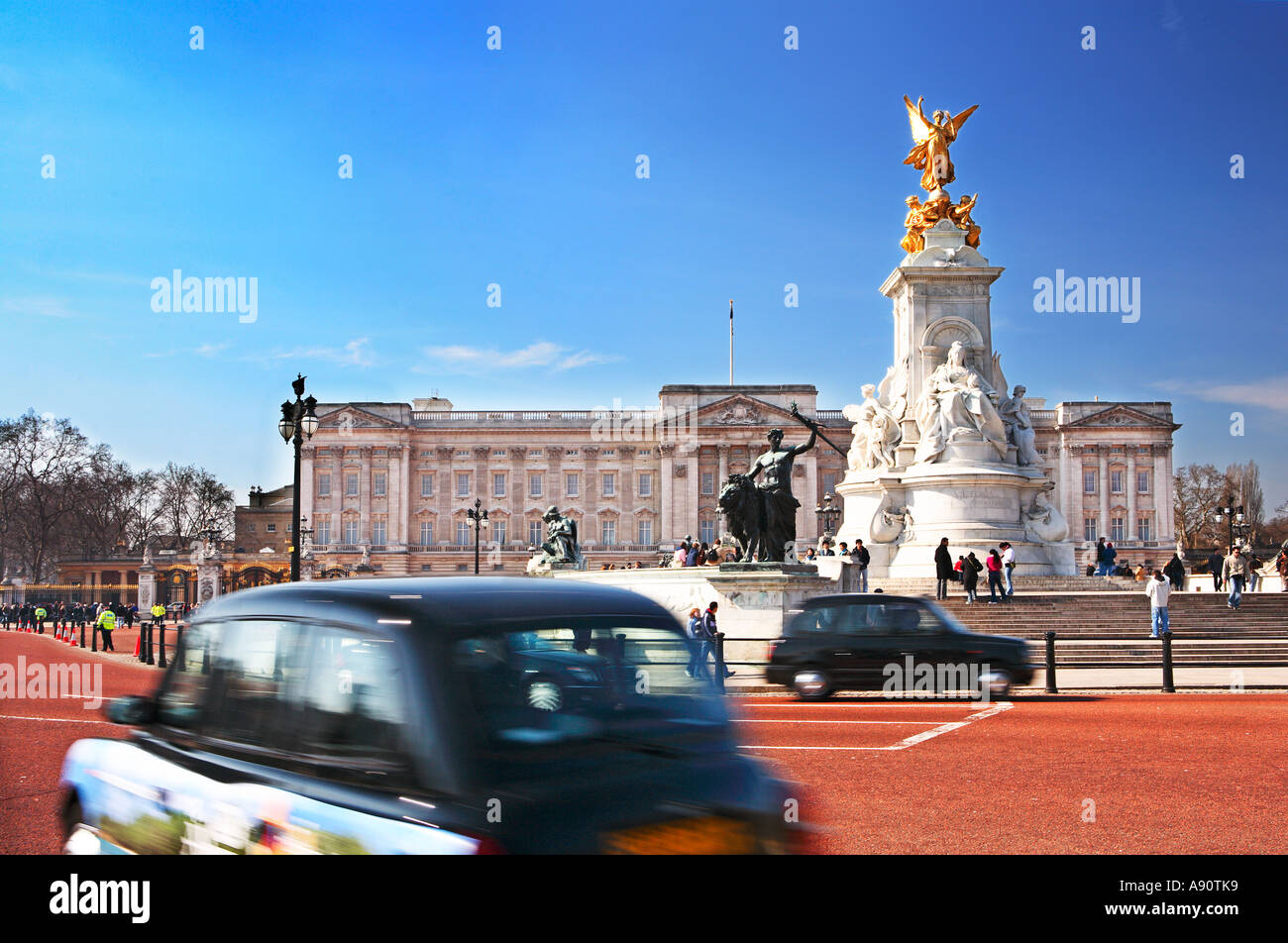 Bucking palace hi-res stock photography and images - Alamy