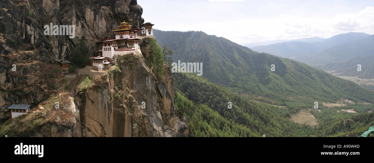 Bhutan Taktsang Tigers Nest monastery panoramic Stock Photo - Alamy
