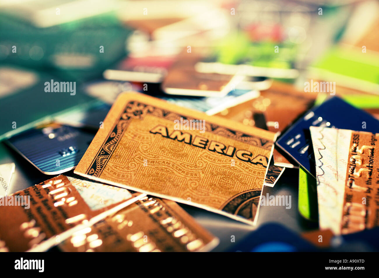 Cut up bank cards hi-res stock photography and images - Alamy