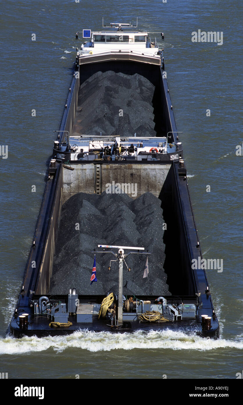 Transport coal barge on river hi-res stock photography and images - Alamy