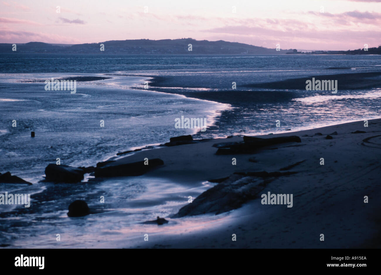 In river tay hi-res stock photography and images - Alamy