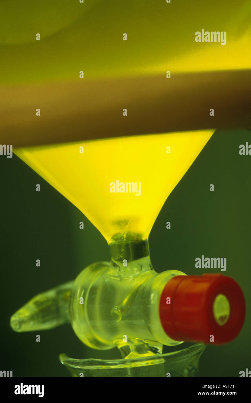 Generic science experiment hi-res stock photography and images - Alamy