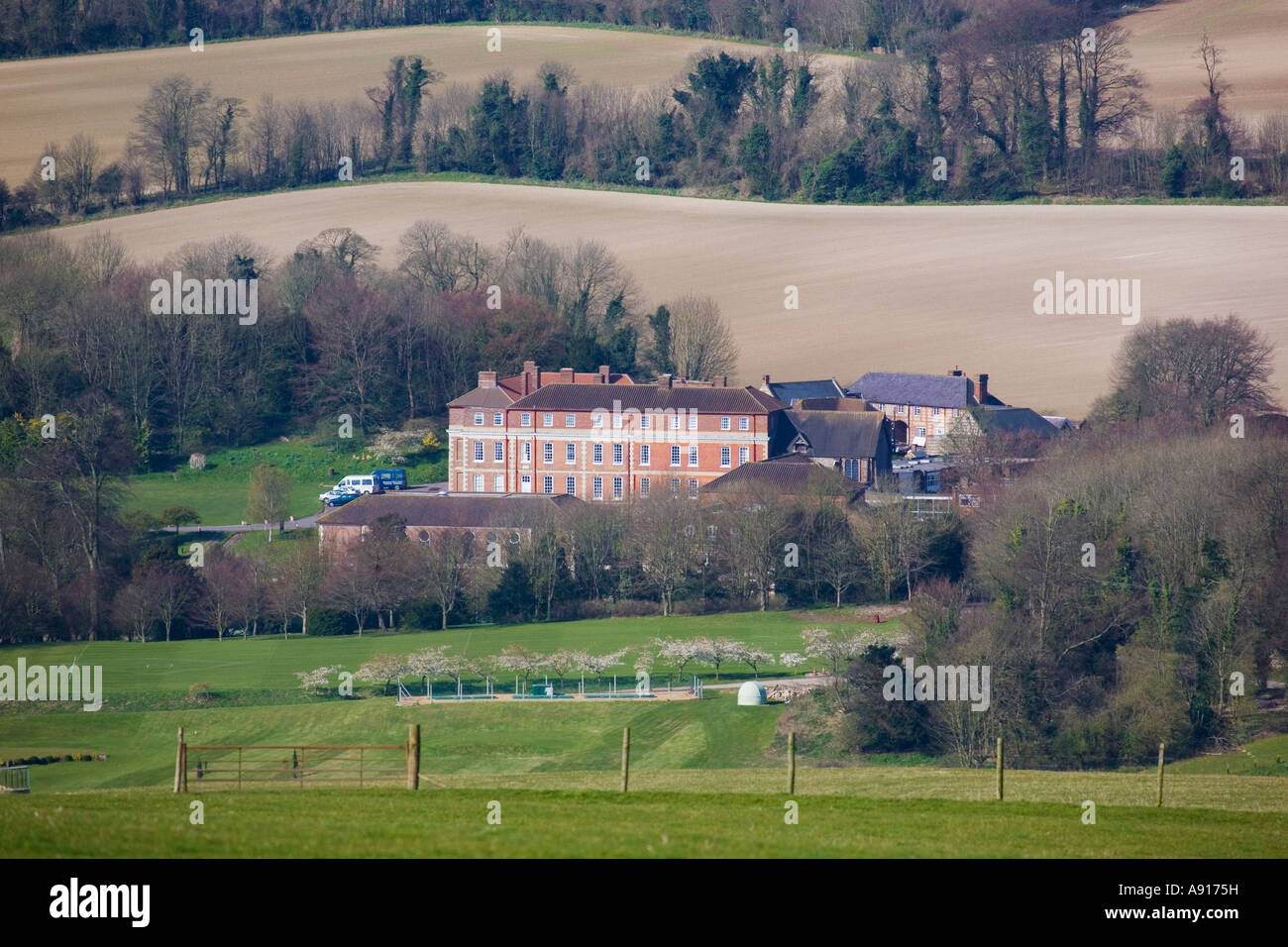Windlesham hi-res stock photography and images - Alamy