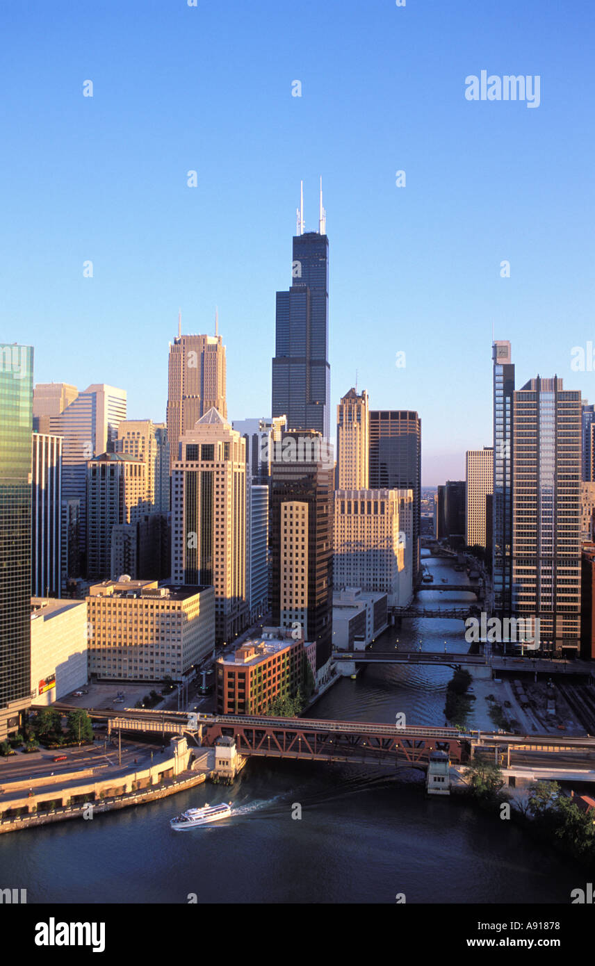 Chicago water tower hi-res stock photography and images - Alamy