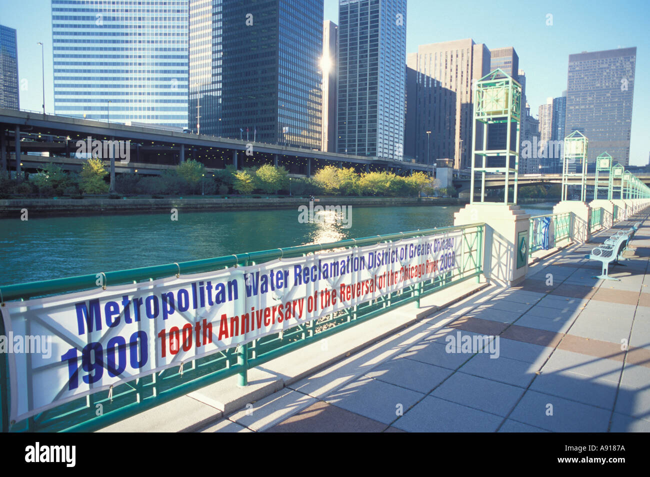 Chicago river reversal hi-res stock photography and images - Alamy