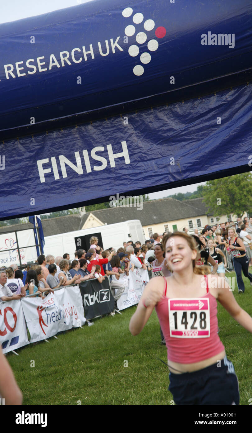 Sprinting to the finish hi-res stock photography and images - Alamy