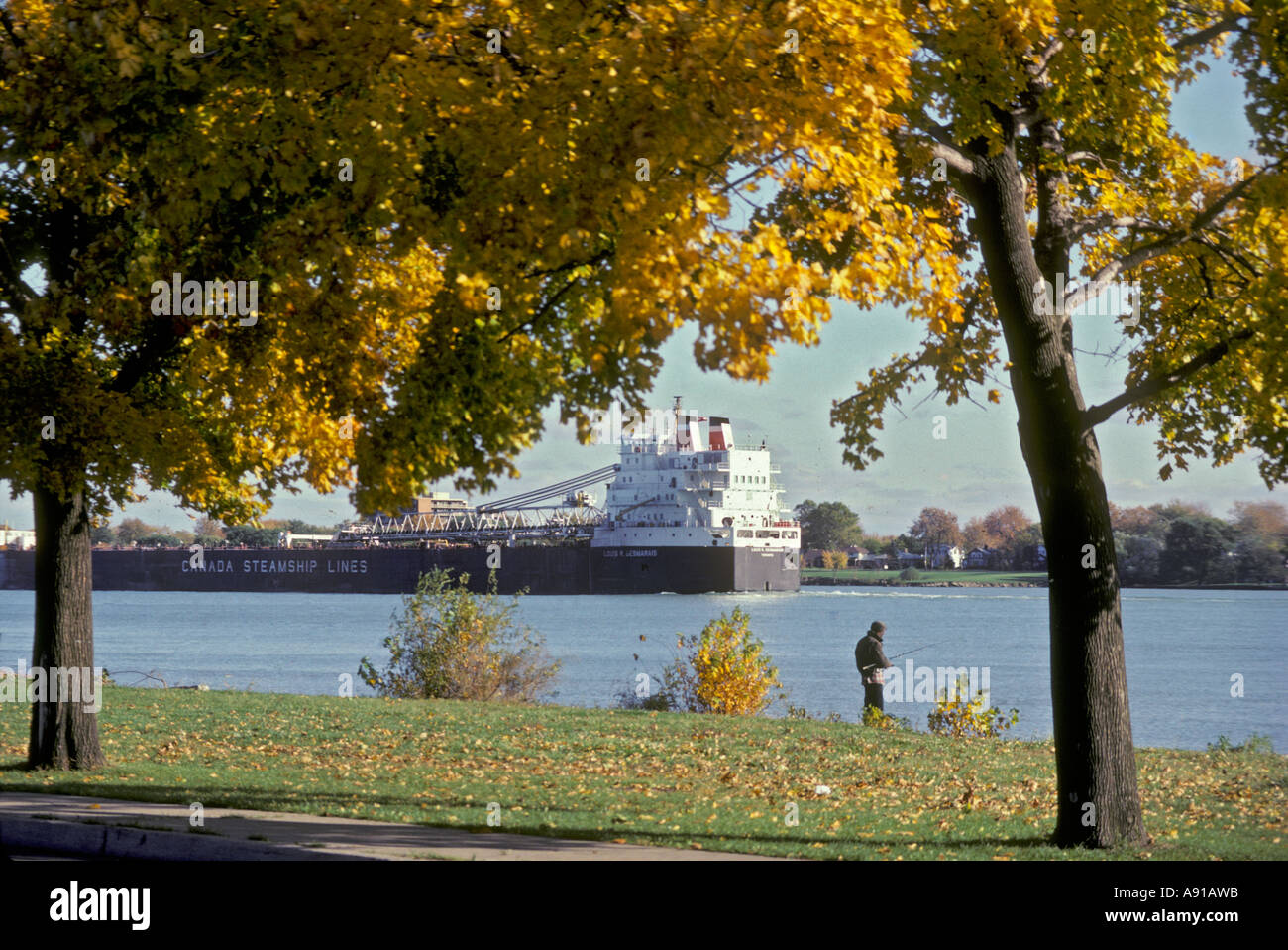 Great Lakes Freighter on Detroit River Stock Photo - Alamy