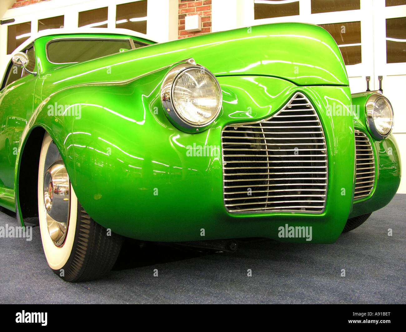 The front of a bright green vintage American car Stock Photo - Alamy