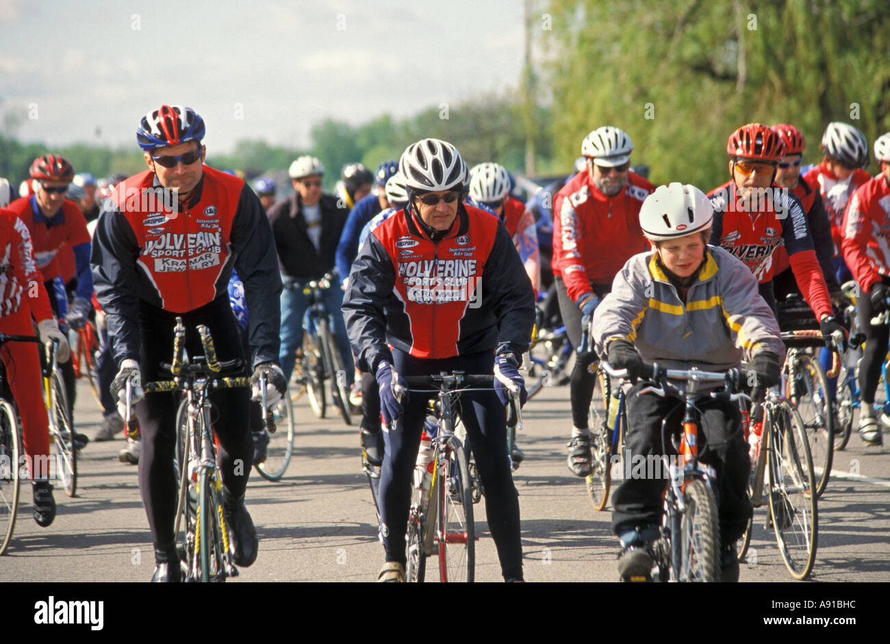 Bicycle riders hi-res stock photography and images - Alamy