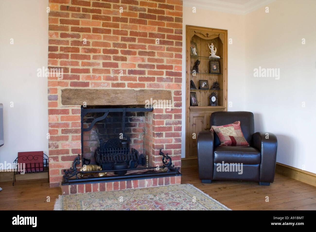 Drawing room leather chair hi-res stock photography and images - Alamy