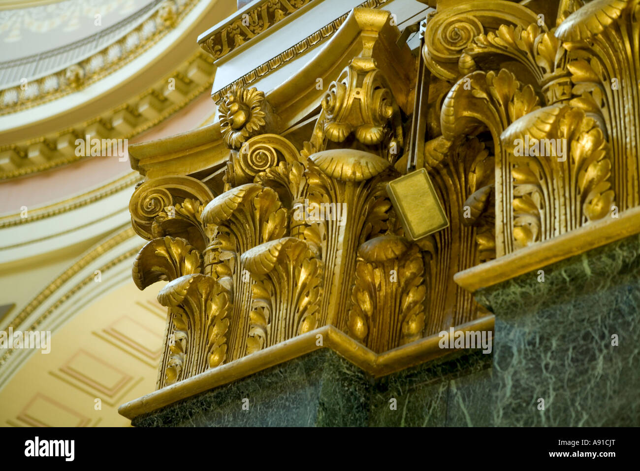 Ornamental gold column in Wisconsin state capital Stock Photo - Alamy