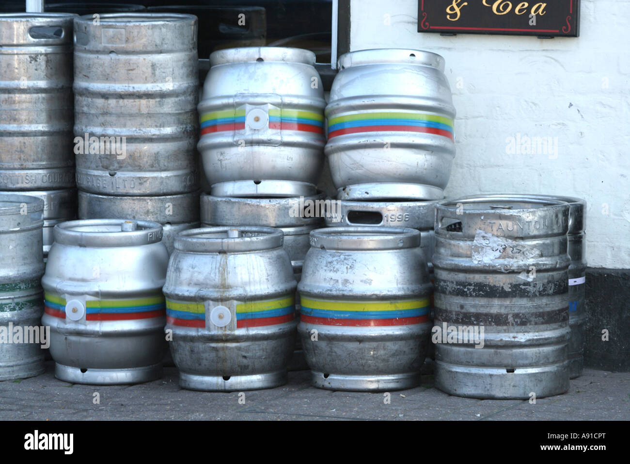 Silver kegs hi-res stock photography and images - Alamy