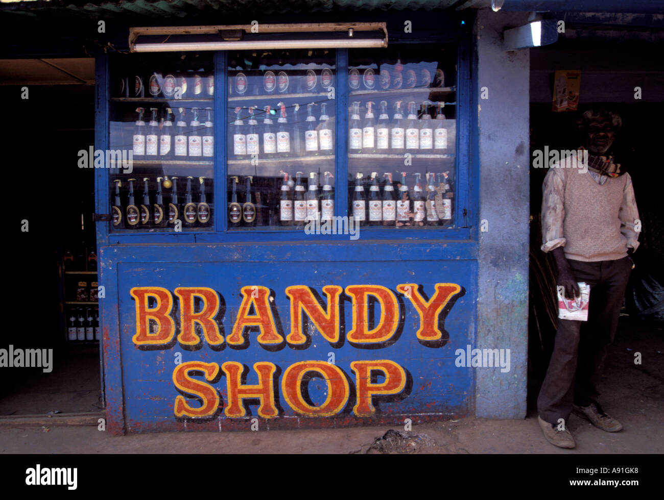 Delhi brandy shop hi-res stock photography and images - Alamy