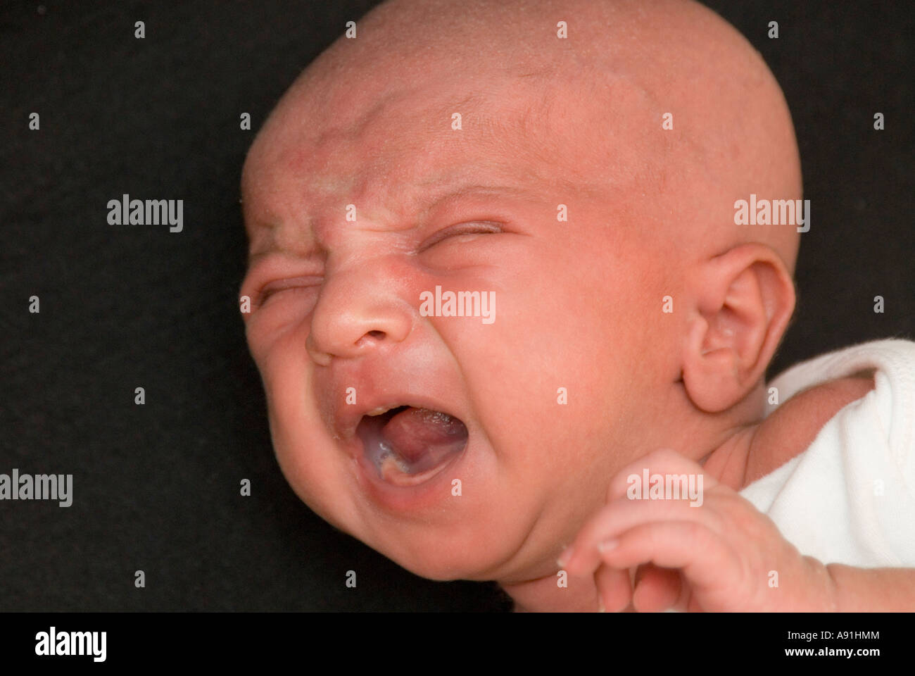 Newborn baby boy crying Stock Photo - Alamy