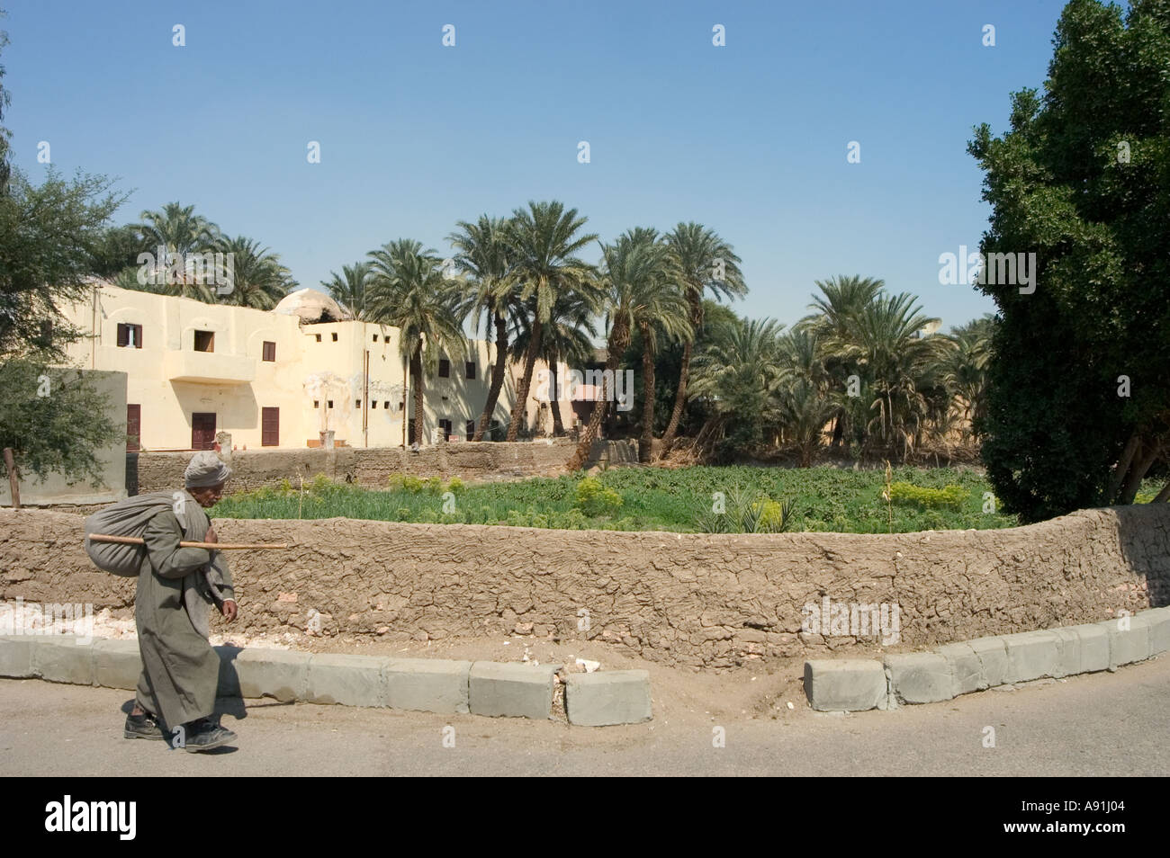 Old gurna hi-res stock photography and images - Alamy