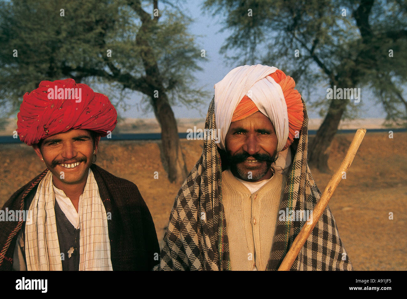 NMJ99632 Two Villagers With Traditional Clothes Rajasthan India Stock ...