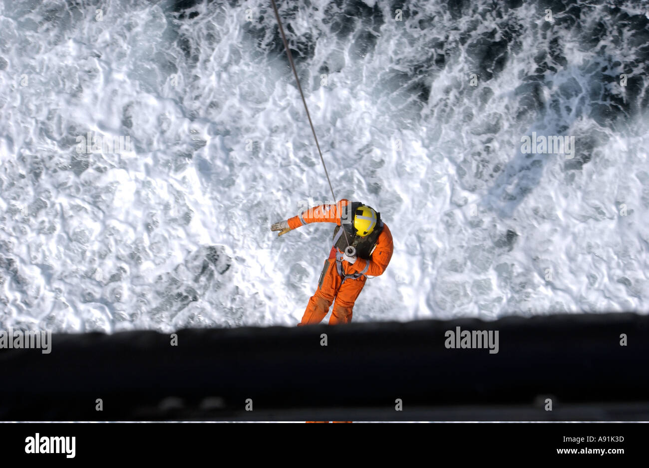 Winch operator helicopter hi-res stock photography and images - Alamy