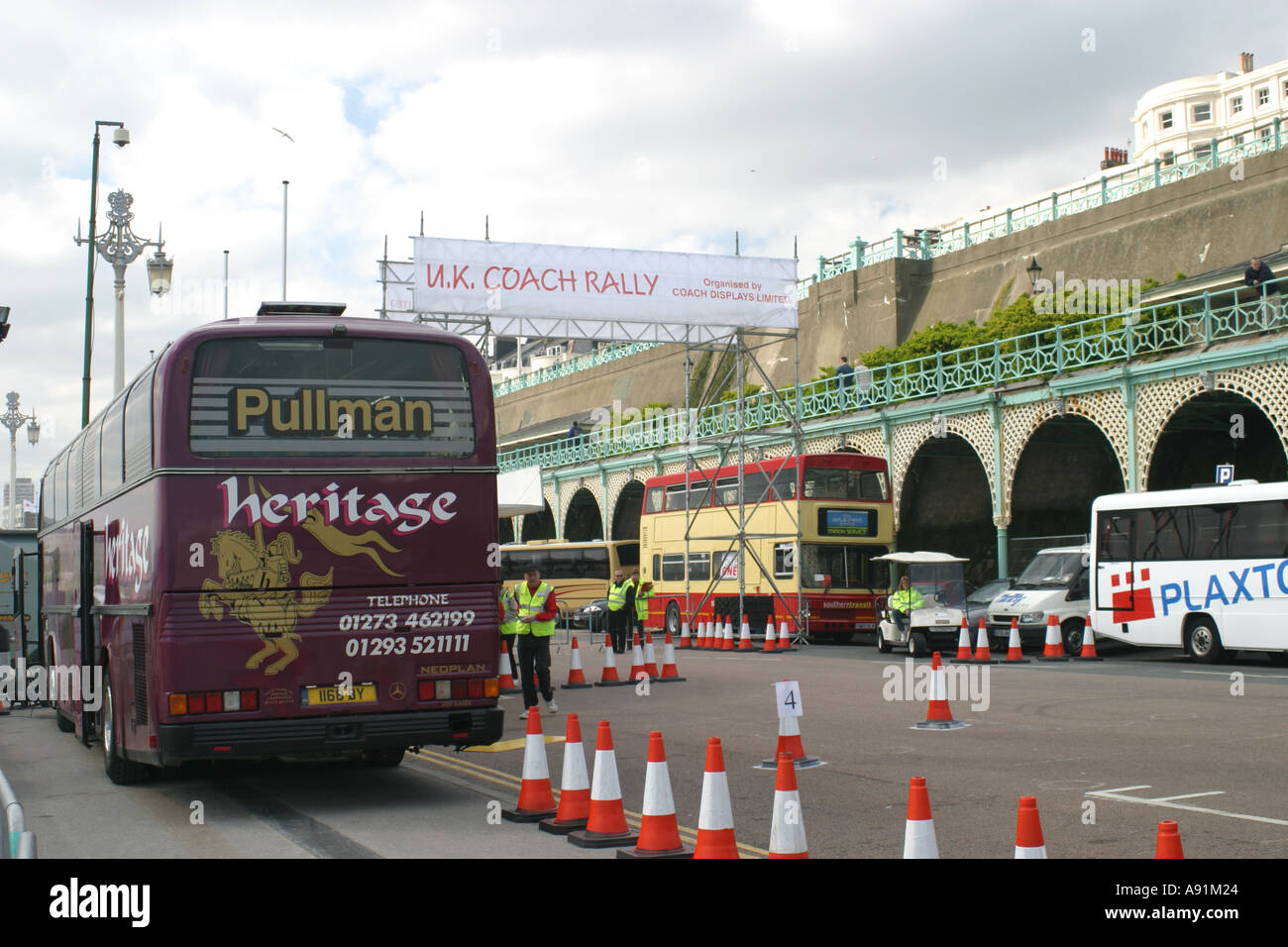 Classic coach rally hi-res stock photography and images - Alamy