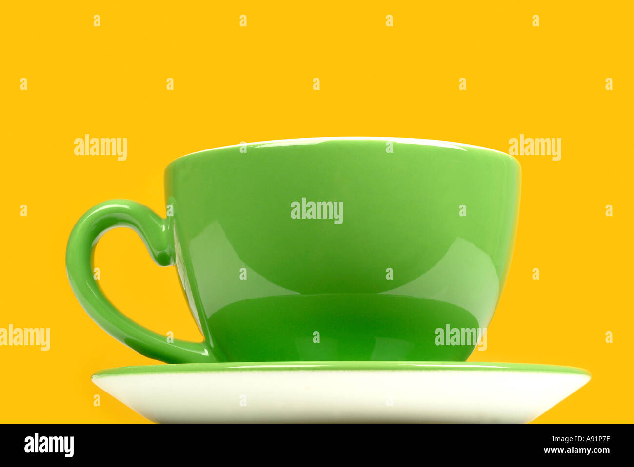 Tasse tee mit teebeutel hi-res stock photography and images - Alamy