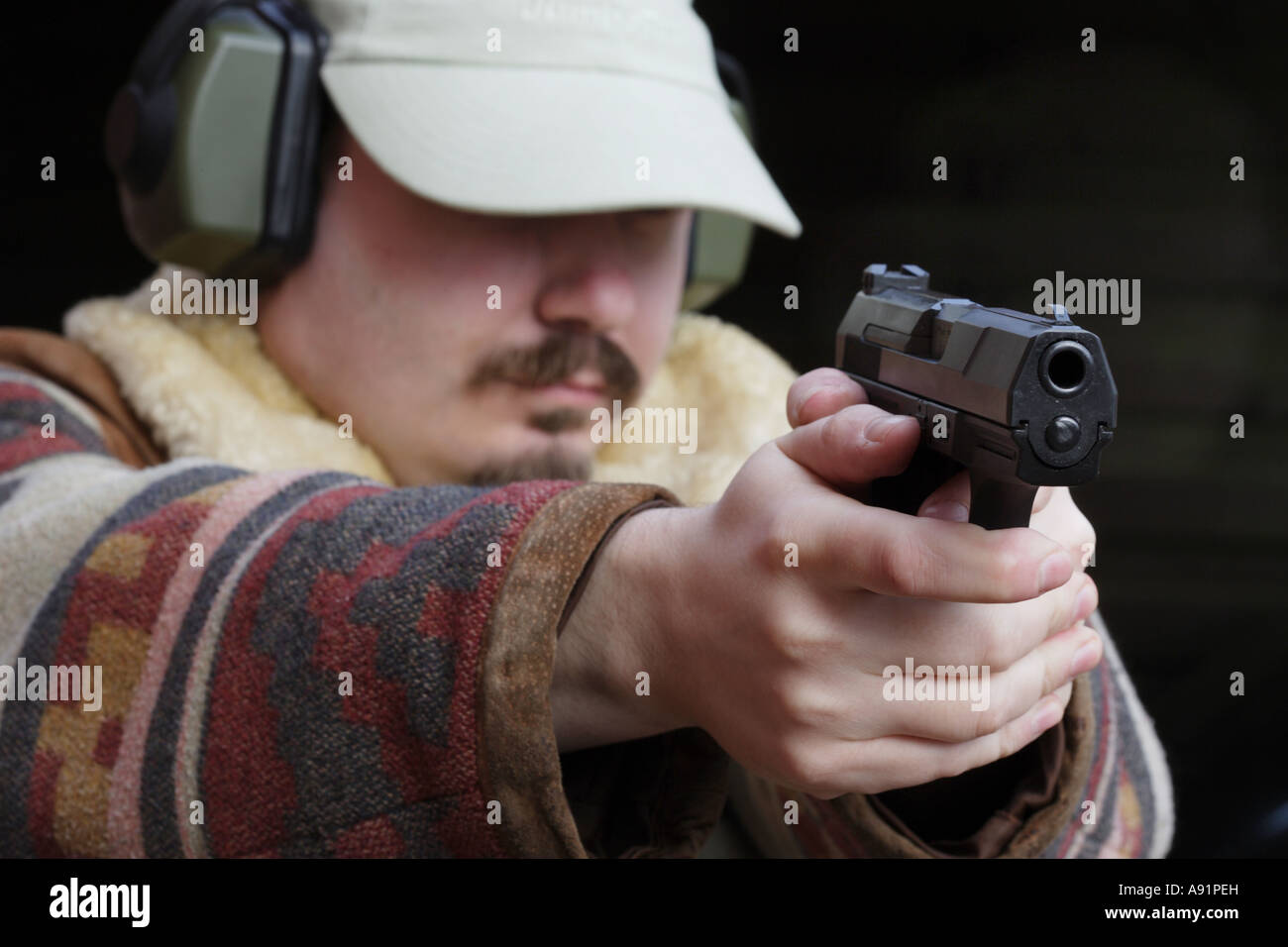 Mafia intimidation hi-res stock photography and images - Alamy