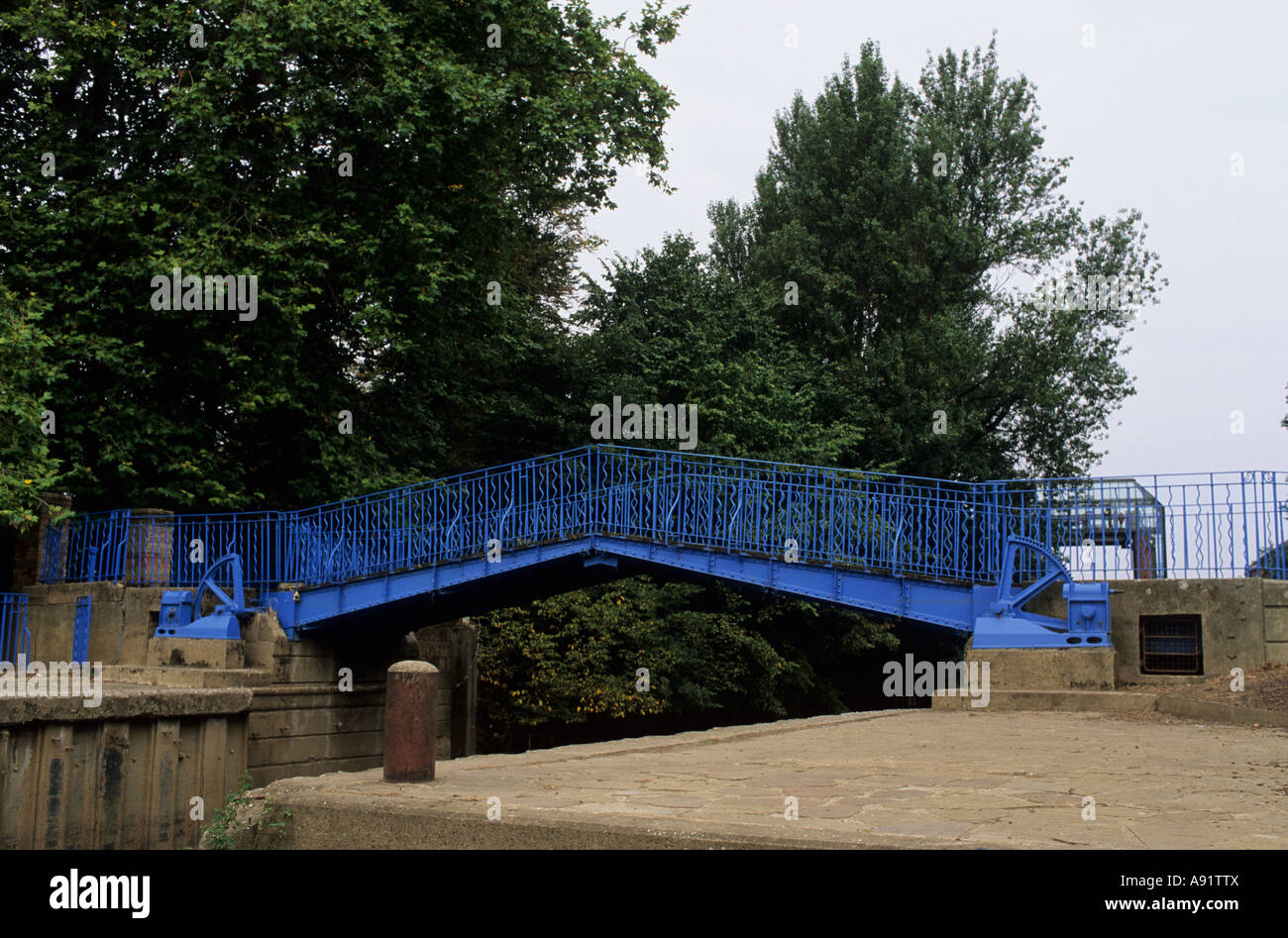 Foss bridge york hi-res stock photography and images - Alamy
