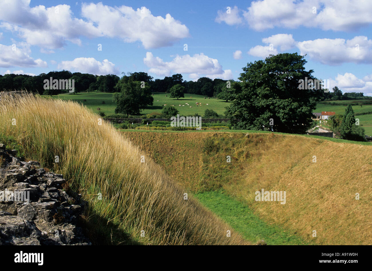 Duncombe Park from Helmsley Castle Stock Photo - Alamy
