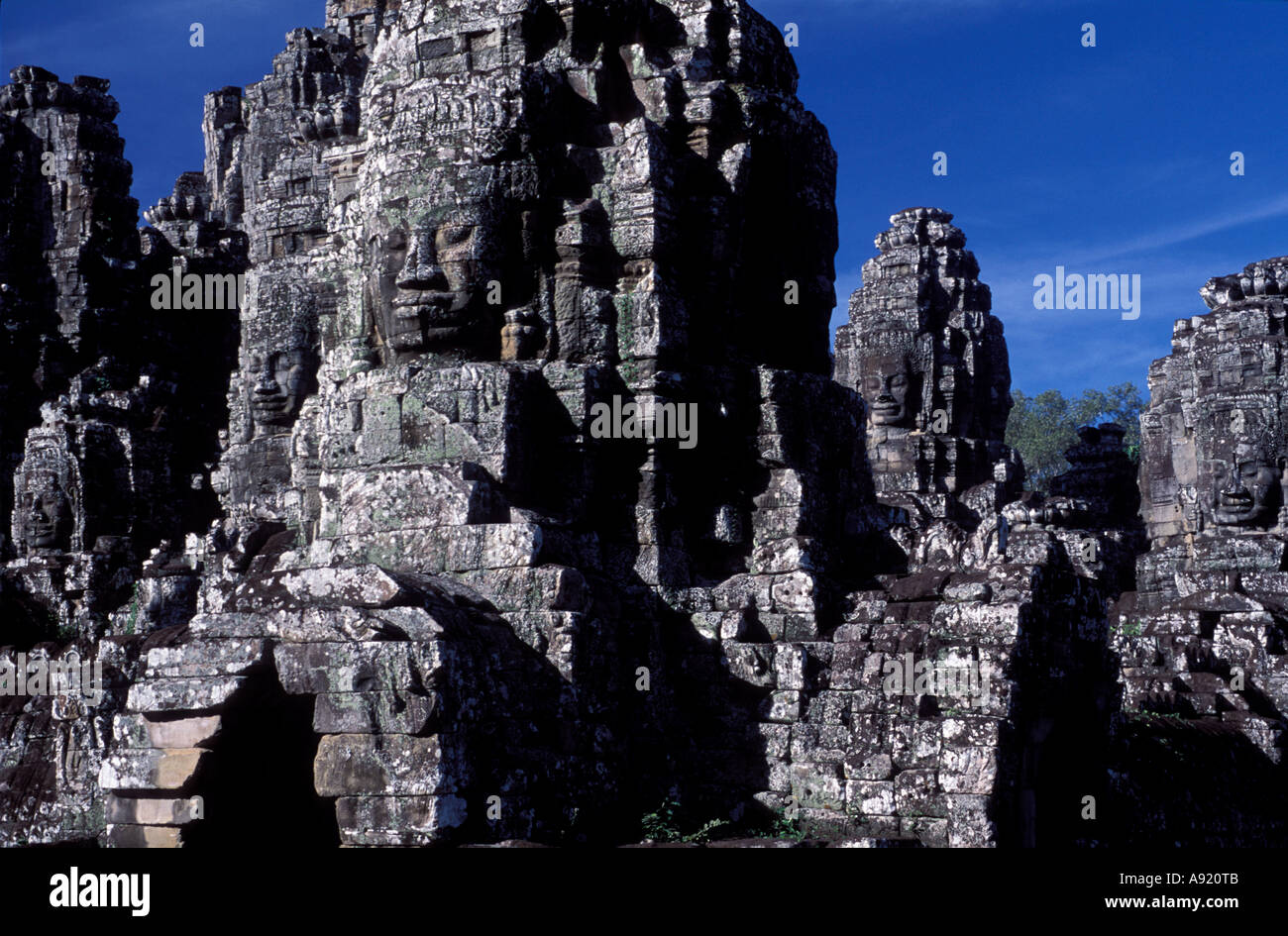 The bayon heads of jayavarman vii hi-res stock photography and images ...