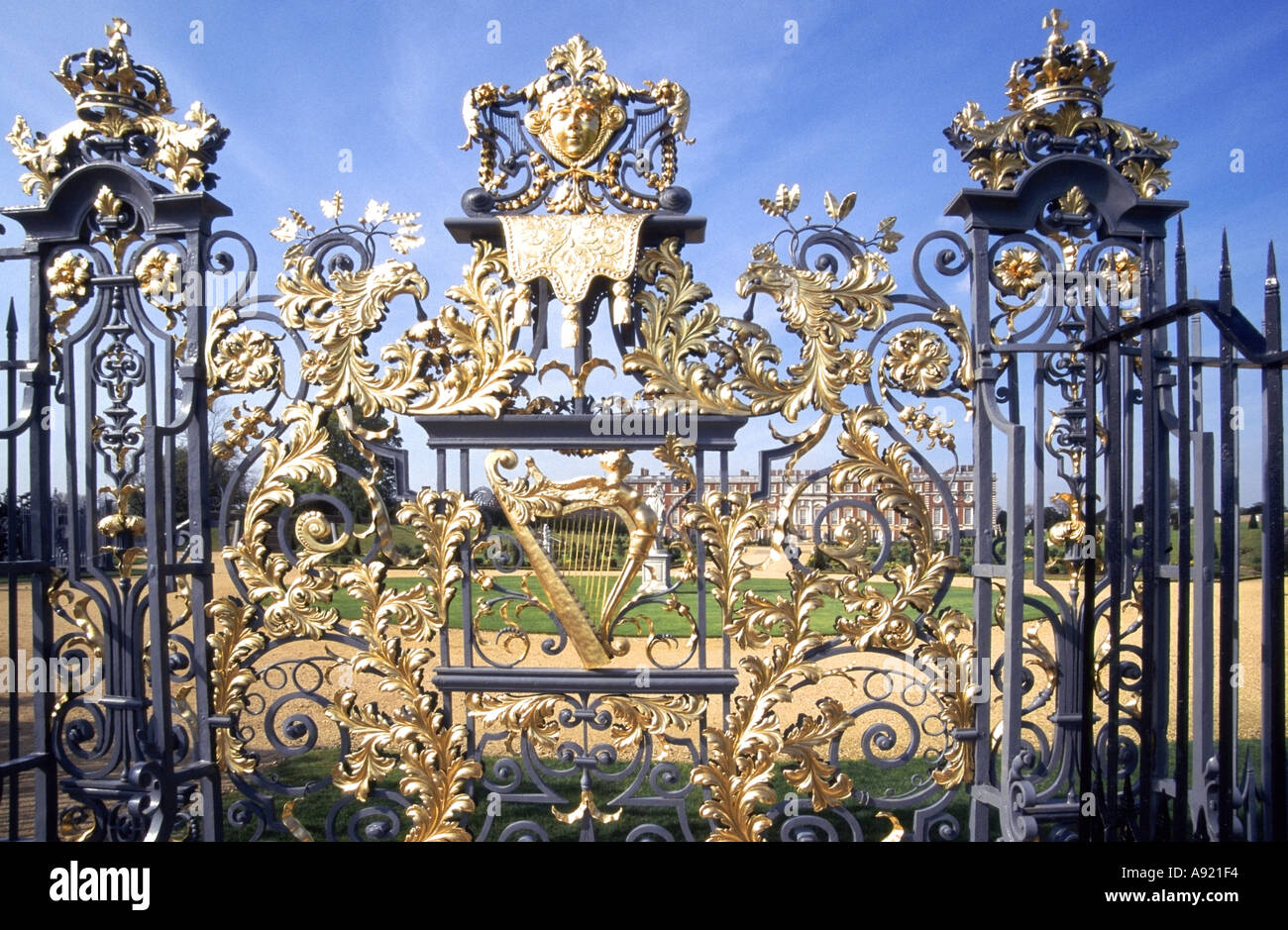Great steel gates hi-res stock photography and images - Alamy