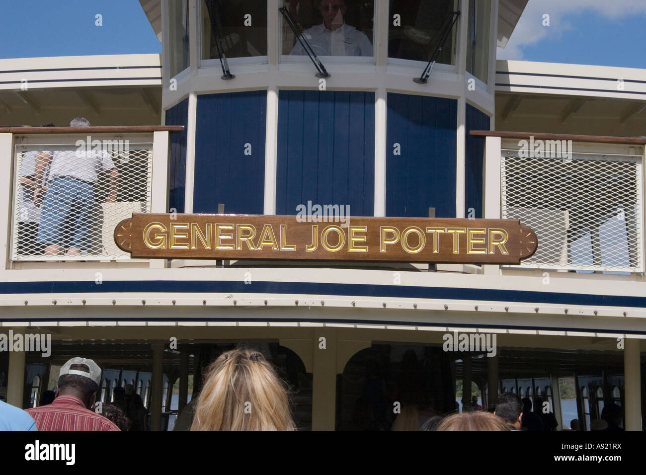 General Joe Potter people transport ship at Disney's Orlando Magic ...
