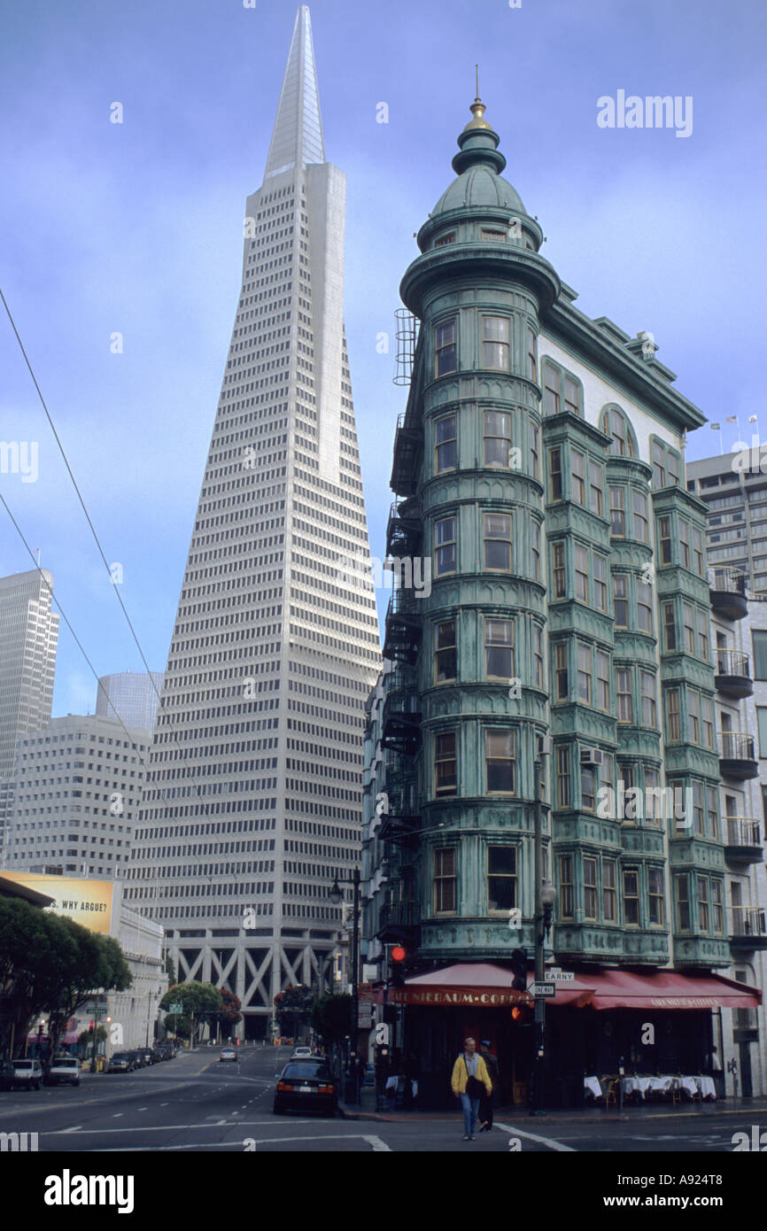 Earthquake building triangle hi-res stock photography and images - Alamy
