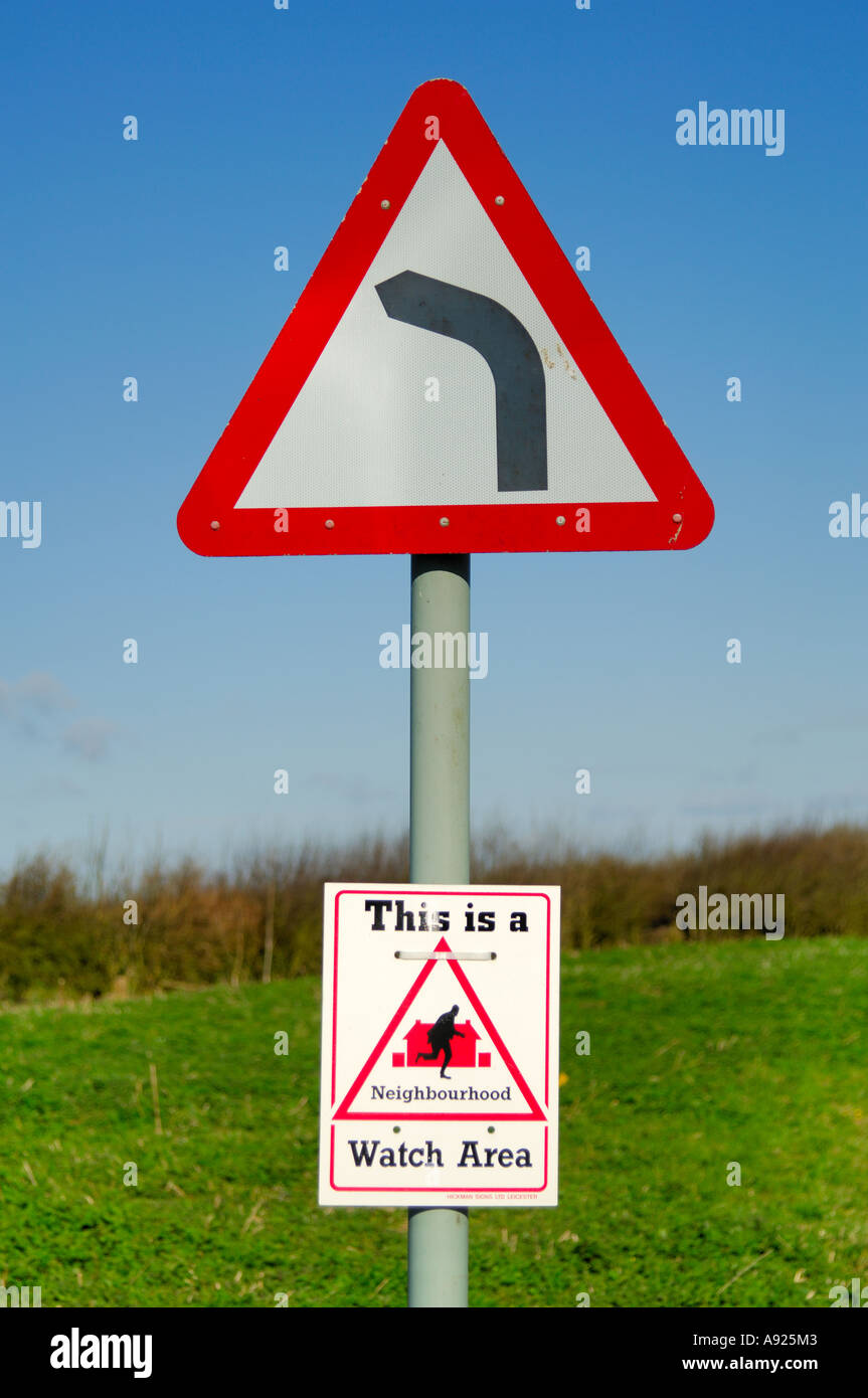 Left hand bend road sign hi-res stock photography and images - Alamy