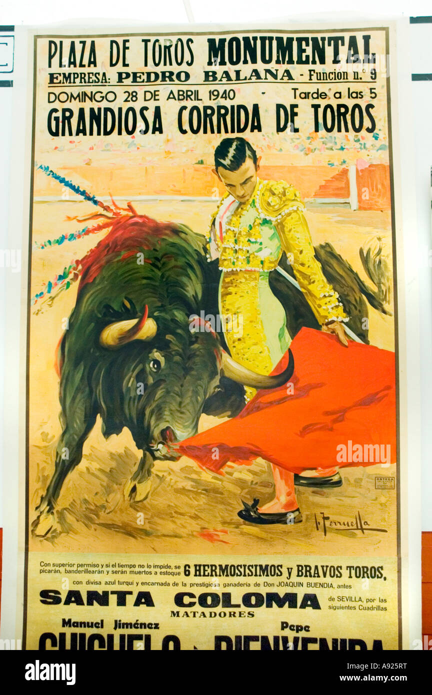 Bull fighting hi-res stock photography and images - Alamy