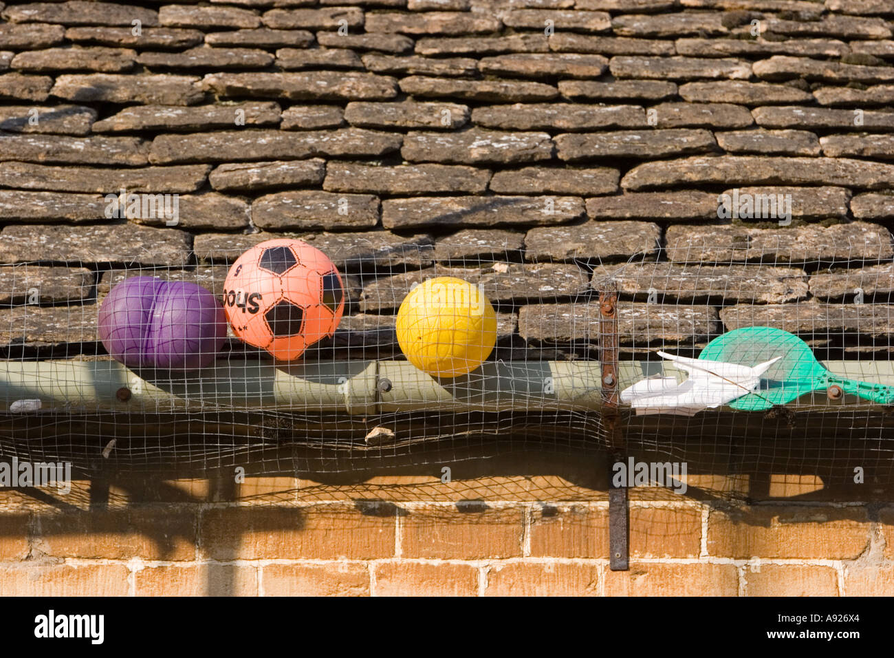 Gutter ball hi-res stock photography and images - Alamy